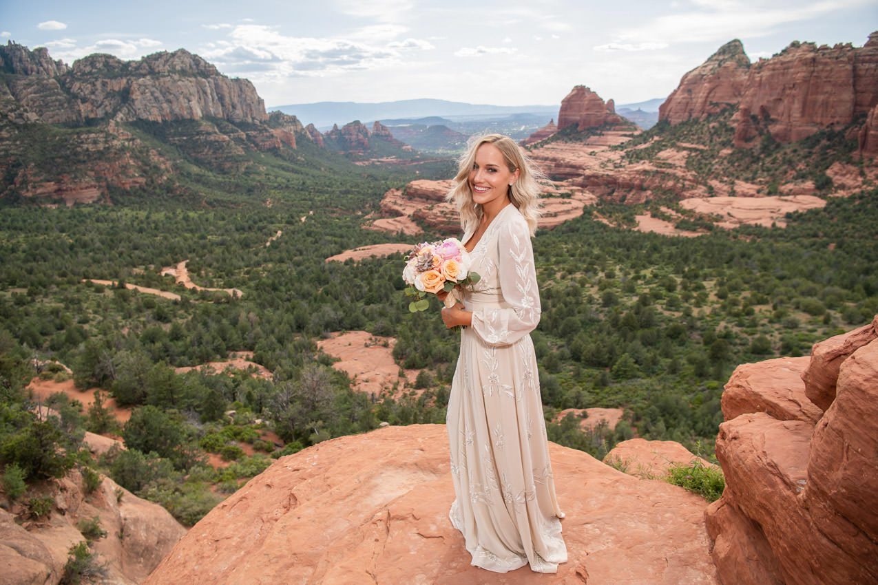 bridal-portrait-wedding-sedona-merry-go-round-rock-backdrop-1111 ...